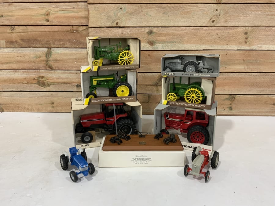 Scale Model Tractors for Sale at Auction - Mecum Auctions