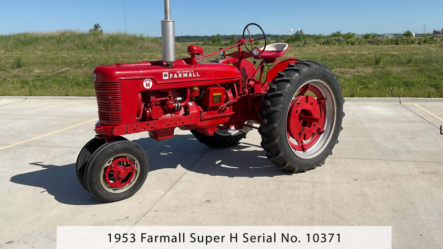 Ultimate Farmall H Collection Lot of 21 for Sale at Auction - Mecum ...