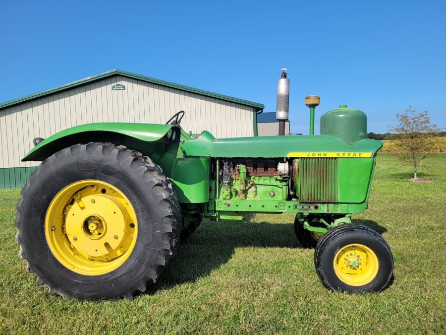 1968 John Deere 4020 Standard LP Powershift at Gone Farmin' Fall ...