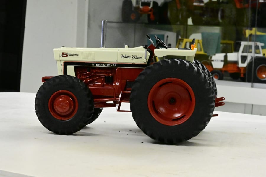 White Case Tractor