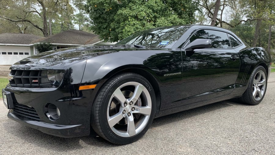 2010 Chevrolet Camaro SS at Houston 2019 as T143 - Mecum Auctions
