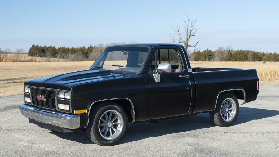 1987 GMC R1500 Pickup at Houston 2021 as T99 - Mecum Auctions