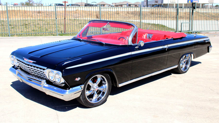 1962 Chevrolet Impala Convertible at Houston 2022 as S92 - Mecum Auctions