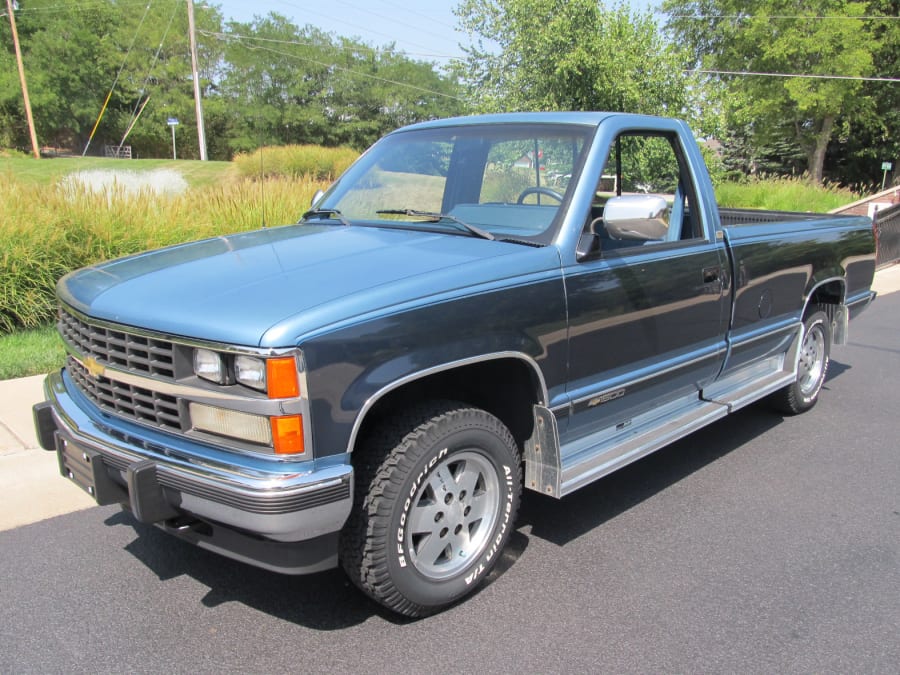 1988 Chevrolet Silverado Pickup for Sale at Auction - Mecum Auctions