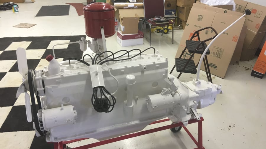 Straight Eight Oldsmobile Engine For Display at Kansas City Spring 2016 ...