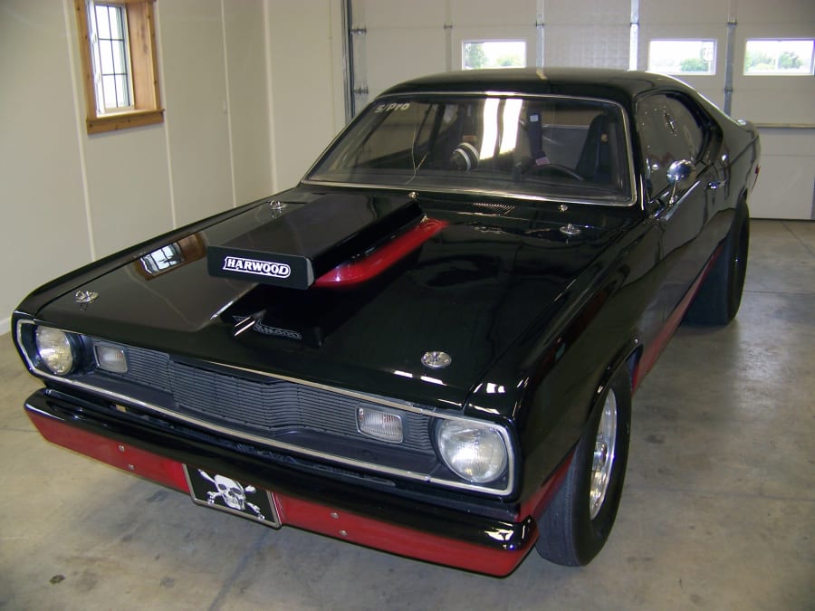 1972 Plymouth Duster Race Car at Kansas City 2012 as F137 - Mecum Auctions