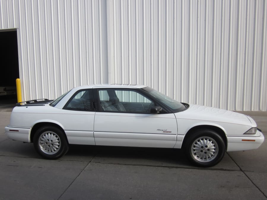 1995 Buick Regal 2dr for sale at Kansas City 2012 as F264 - Mecum Auctions