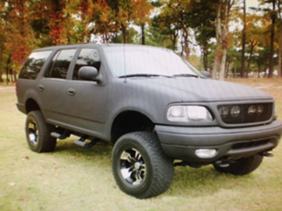 1998 Ford Expedition Custom at Kansas City 2013 as F252 - Mecum Auctions