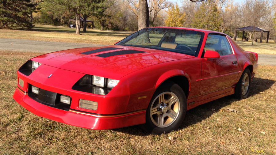1989 Chevrolet Camaro IROC-Z for Sale at Auction - Mecum Auctions