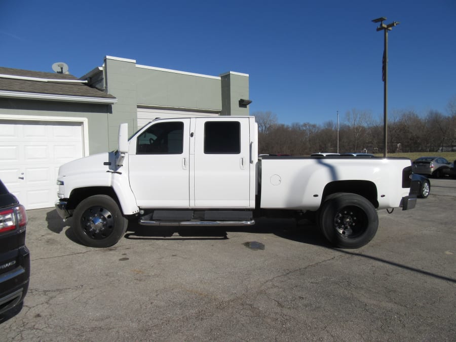 2005 GMC C5500 Pickup for Sale at Auction - Mecum Auctions