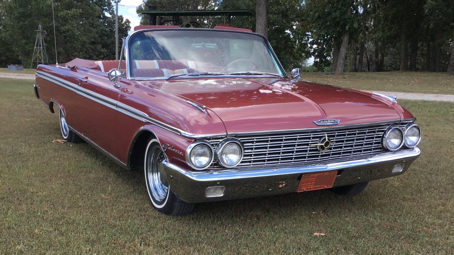 1962 Ford Galaxie Convertible at Kansas City 2021 as T22 - Mecum Auctions