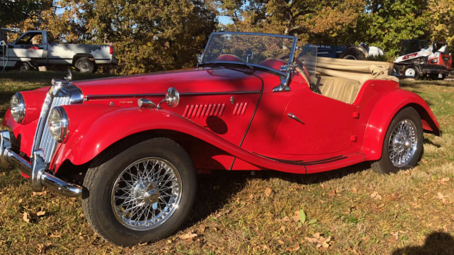 1955 MG TF Roadster at Kansas City 2021 as S202 - Mecum Auctions