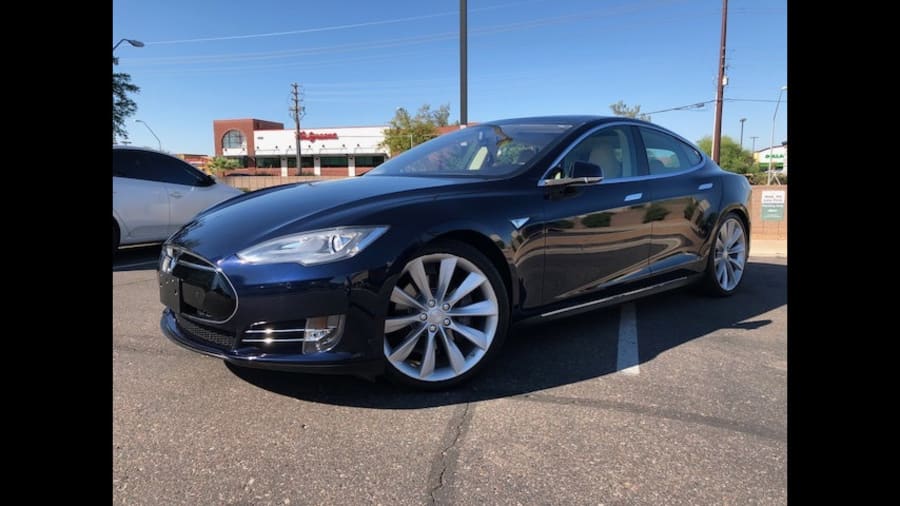 2013 Tesla P85 Plus at Las Vegas 2017 as F230 - Mecum Auctions
