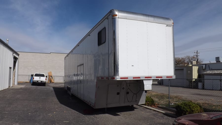 2005 Pace 5th Wheel Trailer at Las Vegas 2018 as T112 - Mecum Auctions