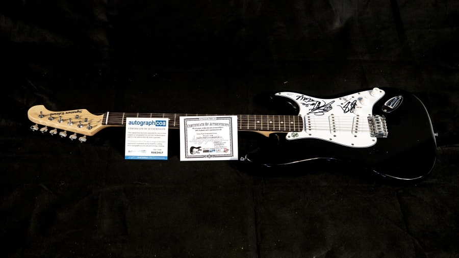 Signature Series Stratocaster Electric Guitar at Las Vegas 2019 as Z335 ...