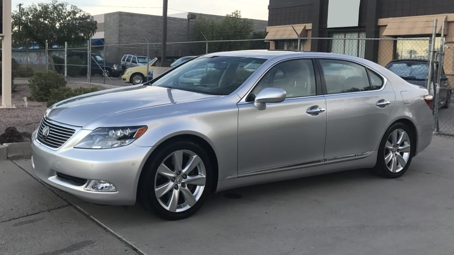 2008 Lexus LS600HL Hybrid Sedan for Sale at Auction - Mecum Auctions
