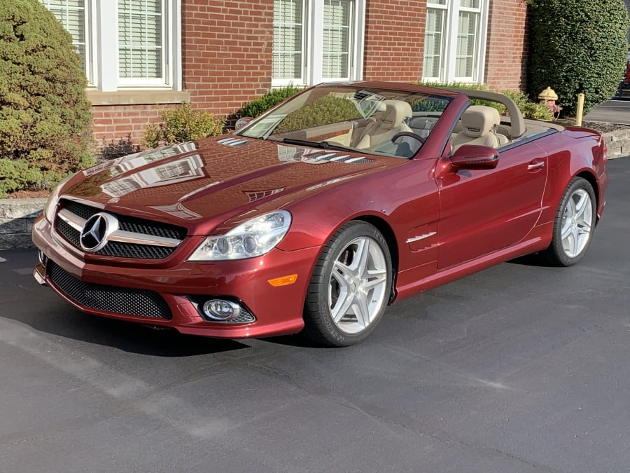 2009 Mercedes-Benz SL550 Convertible for Sale at Auction - Mecum Auctions