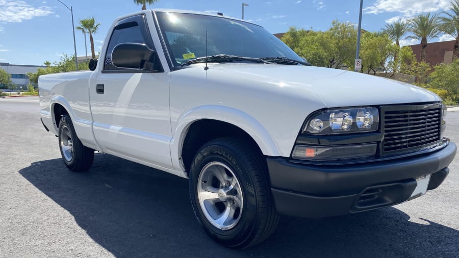 2003 Chevrolet S10 Pickup for Sale at Auction - Mecum Auctions