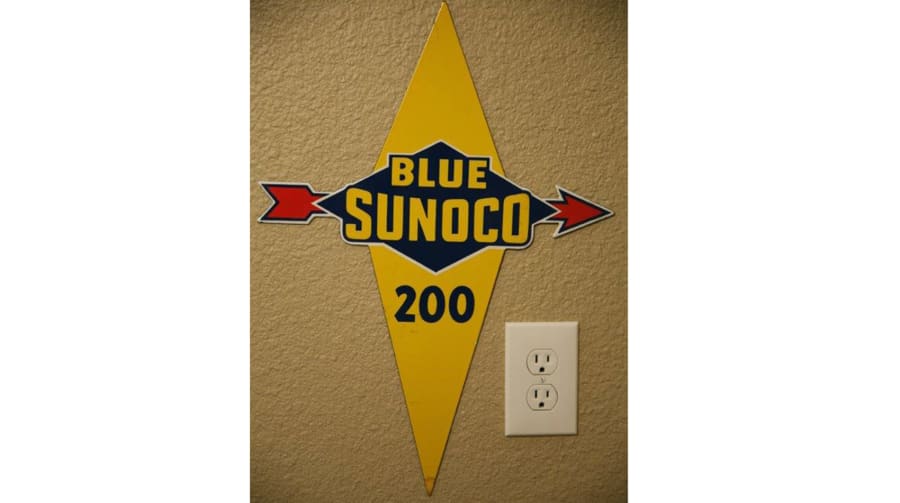 SUNOCO Blue 200 Arrow Sign 12x20 at Louisville 2016 as K121 - Mecum ...
