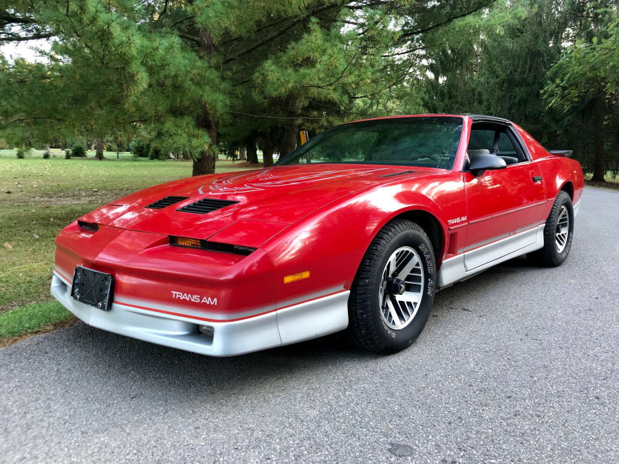 1986 Pontiac Trans Am at Louisville 2019 as F144.1 - Mecum Auctions