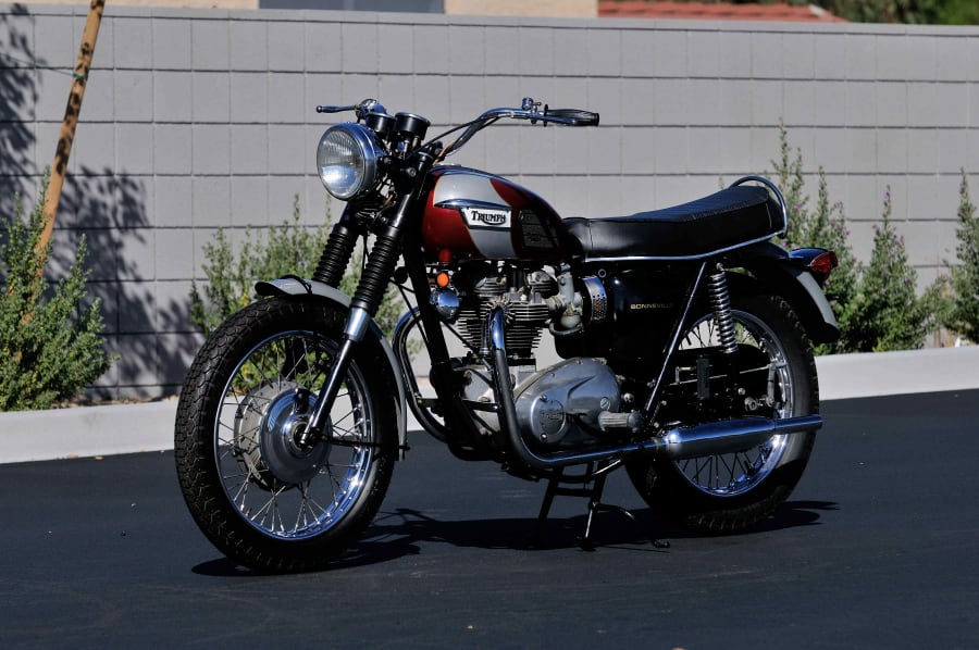 1969 Triumph Bonneville at Las Vegas Motorcycles 2015 as F69 - Mecum ...