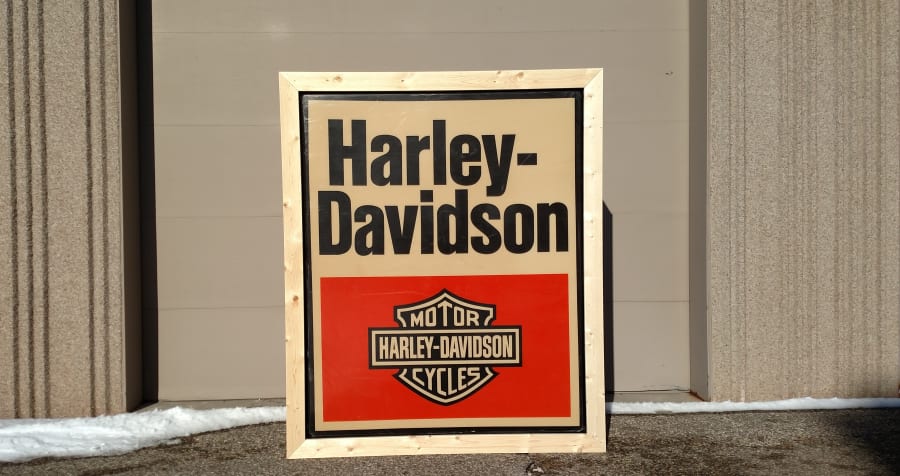 1980 Harley Davidson Lighted Dealer Sign 60x72 for Sale at Auction ...