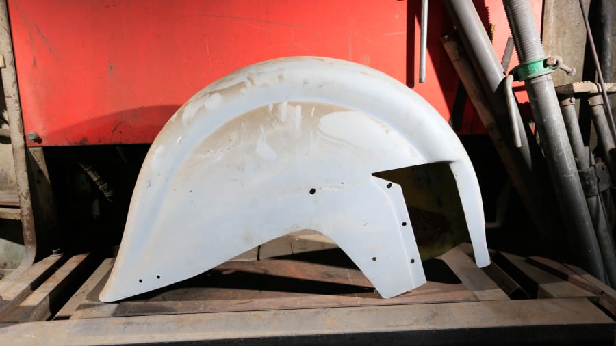 Indian Rear Fender at Las Vegas Motorcycles 2019 as H45 - Mecum Auctions