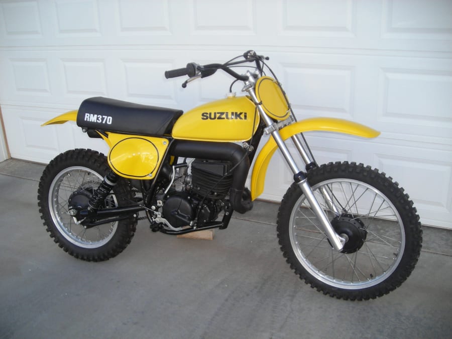 1976 Suzuki RM 370 for Sale at Auction - Mecum Auctions