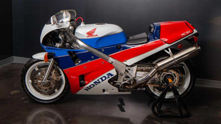 1990 Honda RC30 for Sale at Auction - Mecum Auctions