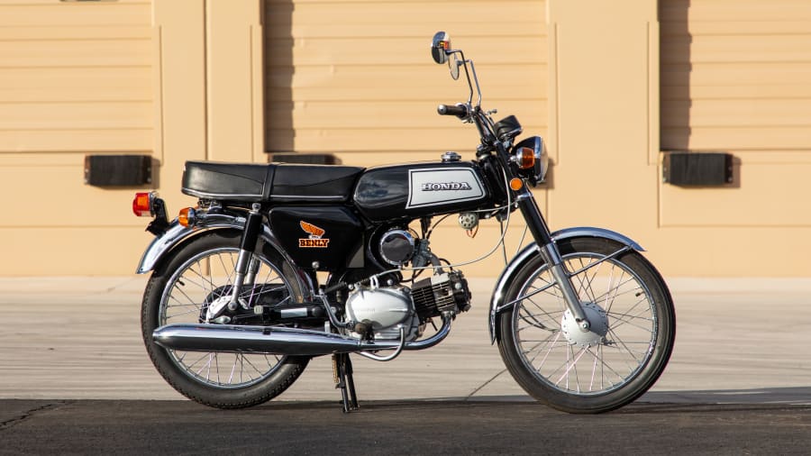 1993 Honda Benly at Las Vegas Motorcycles 2021 as W207 - Mecum Auctions