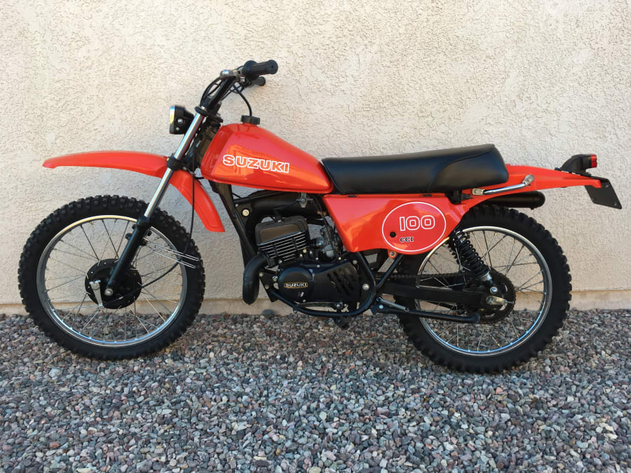 1980 Suzuki Ds100 at Las Vegas Motorcycles 2022 as W318 - Mecum Auctions