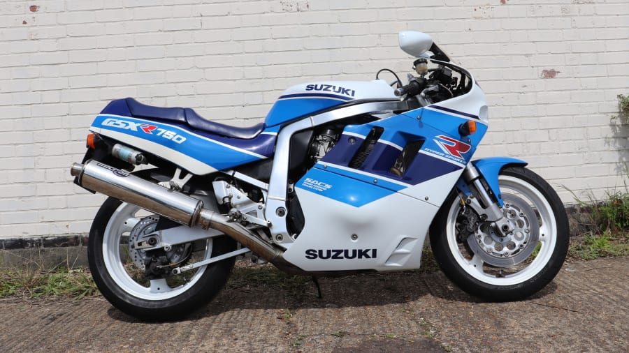 1990 Suzuki Gsxr750 at Las Vegas Motorcycles 2022 as T283 - Mecum Auctions