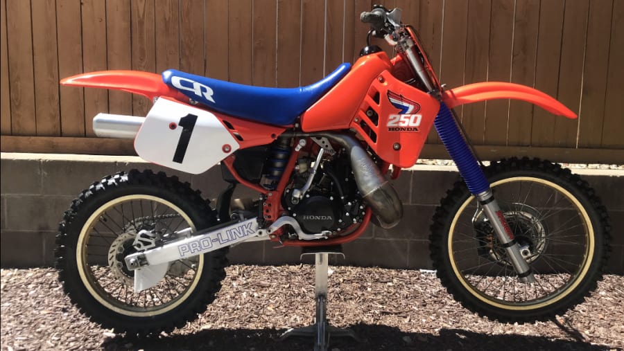 1987 Honda CR250R at Las Vegas Motorcycles 2023 as T8 - Mecum Auctions