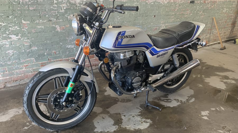 1982 Honda 450 Hawk T at Las Vegas Motorcycles 2023 as T59 - Mecum Auctions