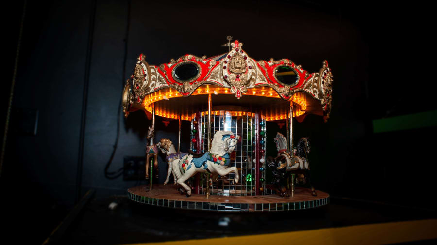 PJ's Circus Light-Up Carousel Display at The Eddie Vannoy Collection ...