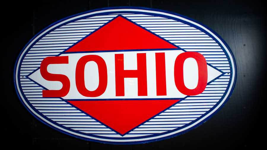 Sohio Painted Oval Sign at The Eddie Vannoy Collection 2020 as K122 ...