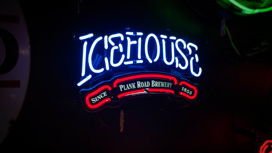 Icehouse Beer Neon Sign at The Eddie Vannoy Collection 2020 as G300 ...