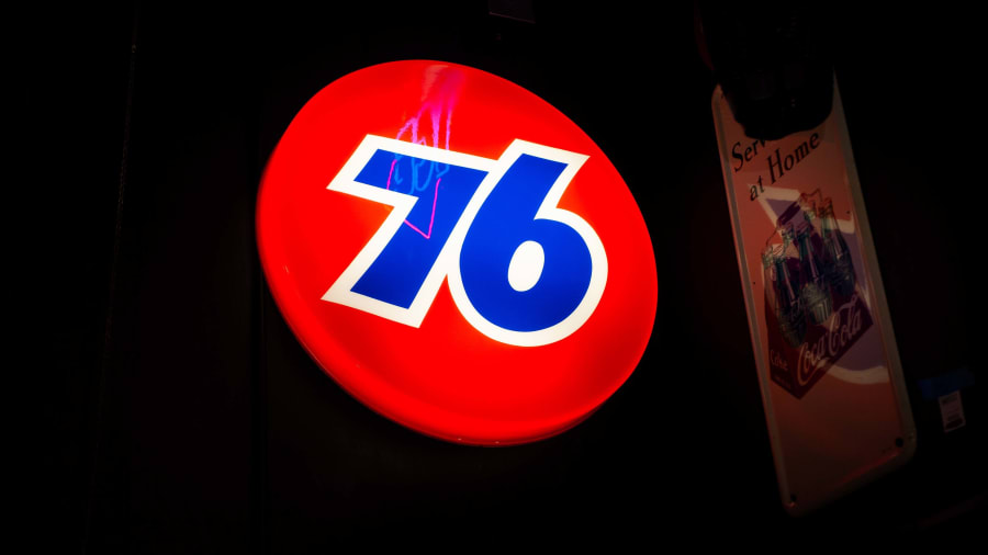 Union 76 Service Station Light-Up Sign at The Eddie Vannoy Collection ...