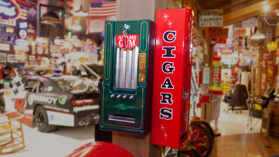 Adams Gum Coin-Operated Dispenser at The Eddie Vannoy Collection 2020 ...