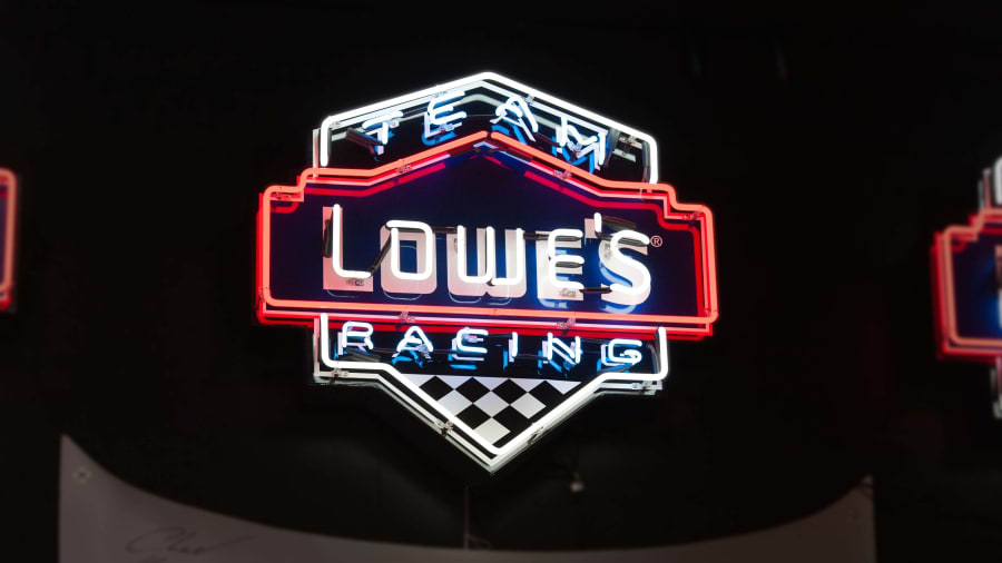 Lowe's Racing Neon Sign at The Eddie Vannoy Collection 2020 as J378 ...