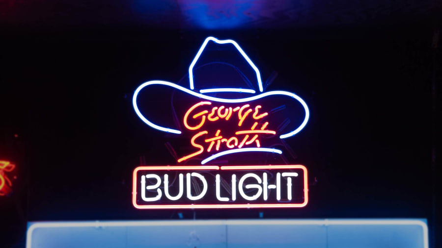 Bud Light George Strait Neon Sign for Sale at Auction - Mecum Auctions