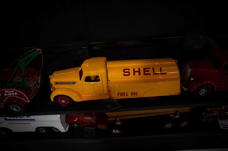 Buddy L Shell Scale Model Die-Cast Tanker for Sale at Auction - Mecum ...