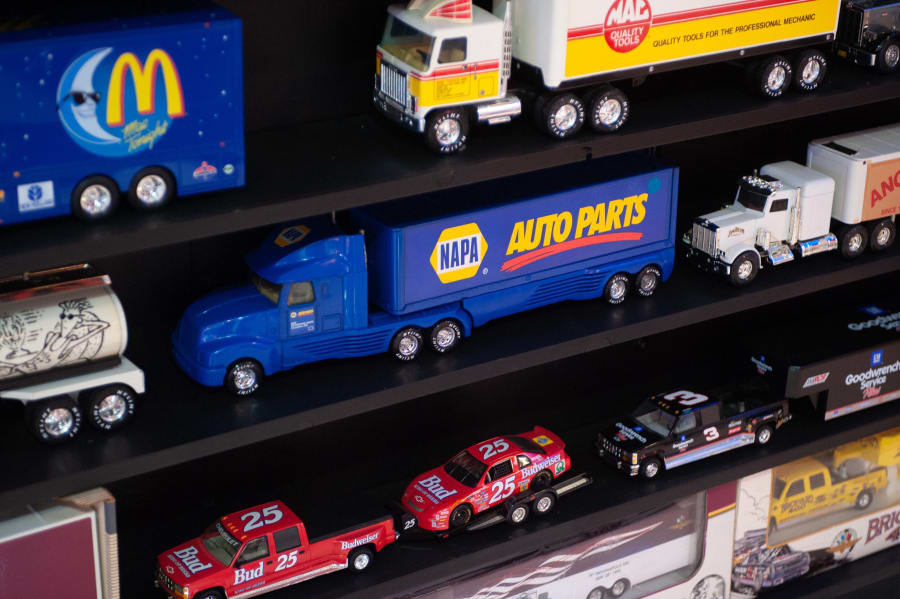Nylint Napa Scale Model Truck And Trailer for Sale at Auction - Mecum ...