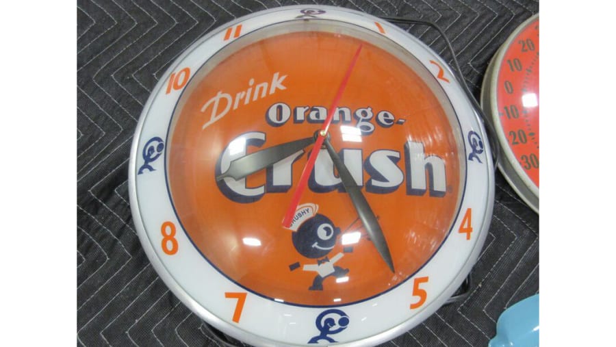 Drink Orange Crush Bubble Clock 15x15 at Harrisburg 2015 as J77 - Mecum ...