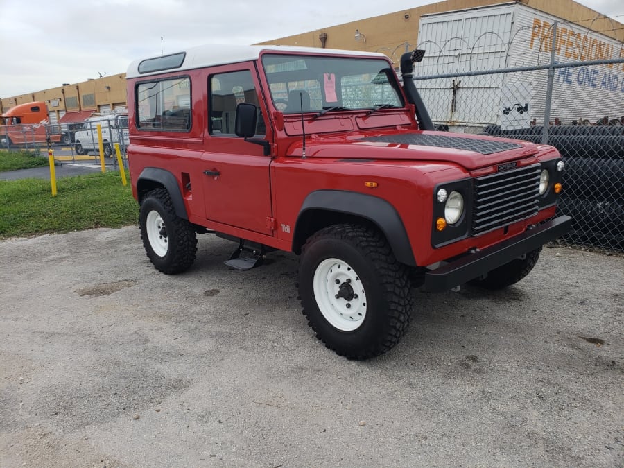 1991 Land Rover Defender 90 at Harrisburg 2018 as F46 - Mecum Auctions