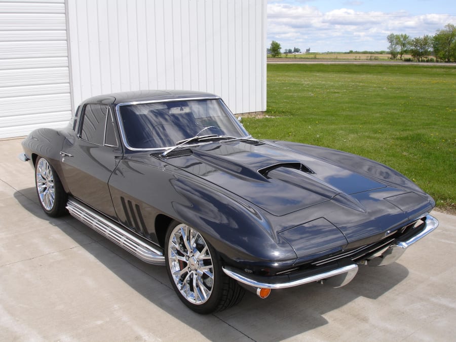 1965 Chevrolet Corvette Resto Mod for Sale at Auction - Mecum Auctions