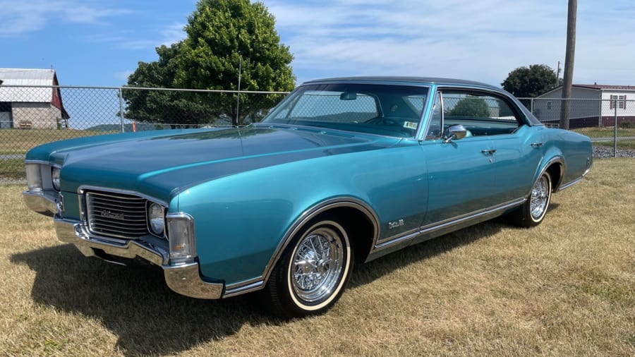 1968 Oldsmobile Delta 88 for Sale at Auction - Mecum Auctions