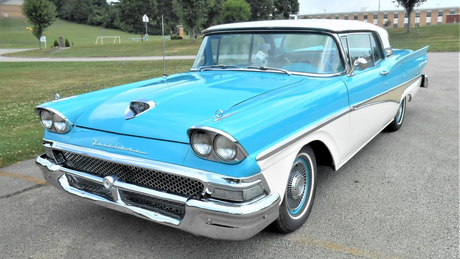 1958 Ford Fairlane 500 Skyliner for Sale at Auction - Mecum Auctions