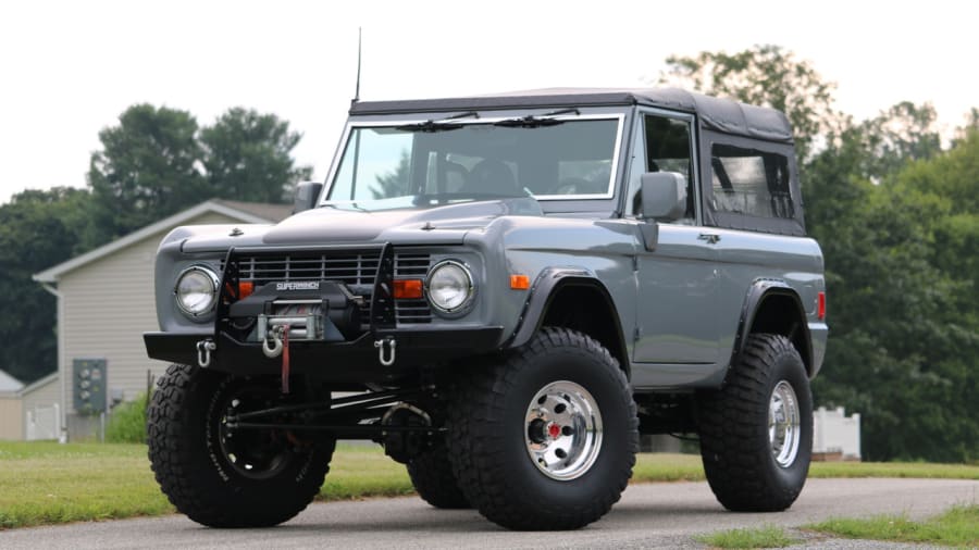 1977 Ford Bronco Custom for sale at Harrisburg 2022 as F197 - Mecum ...