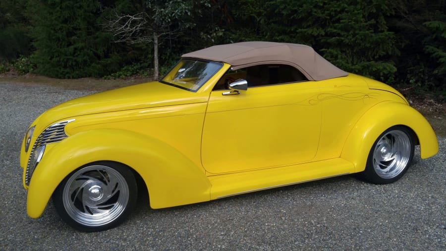 1939 Ford Custom Convertible at Portland 2016 as S84 - Mecum Auctions